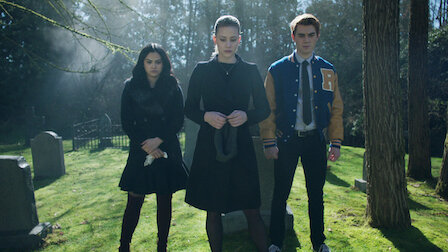 Riverdale Season 2 Web Series (2017) | Release Date, Review, Cast ...